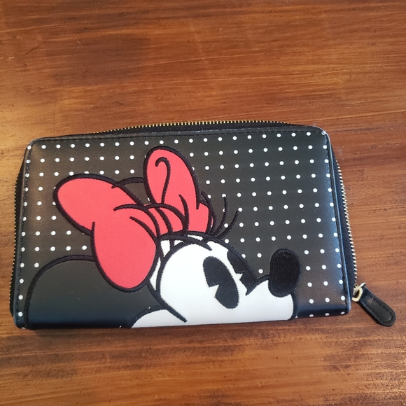 Disney | Bags | Disney Minnie Mouse Wallet | Poshmark